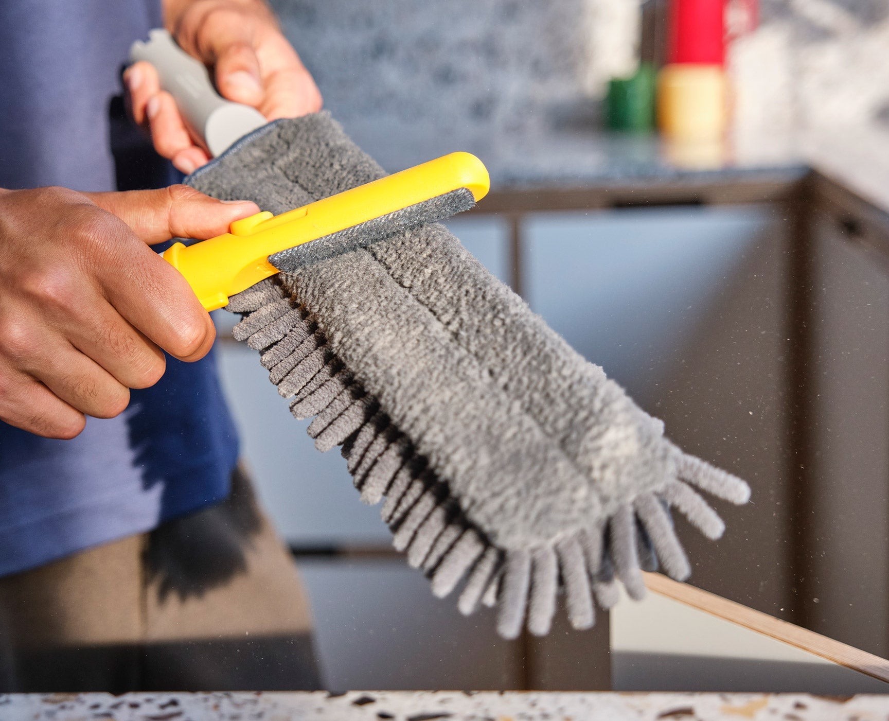 3-in-1 Duster with Cleanstore Sheath CleanTech™ | Joseph Joseph US