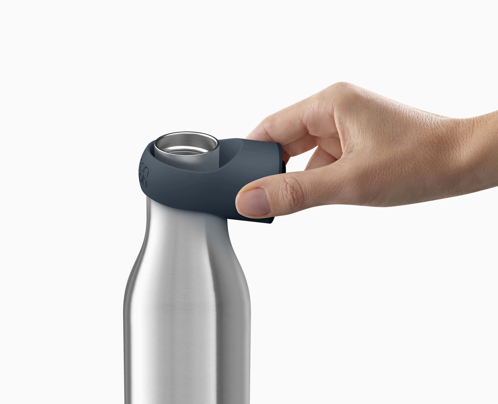 Loop™ Vacuum Insulated Water Bottle | Joseph Joseph US