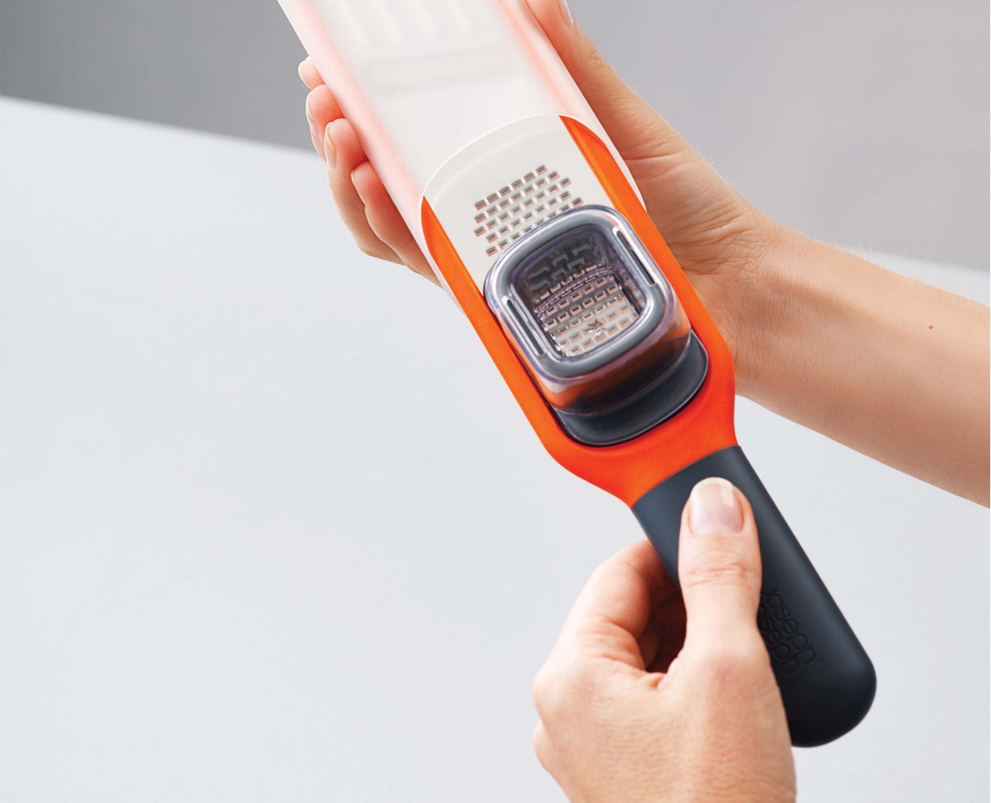 Handi-Grate™ 2-in-1 Mini Grater & Slicer | Joseph Joseph US