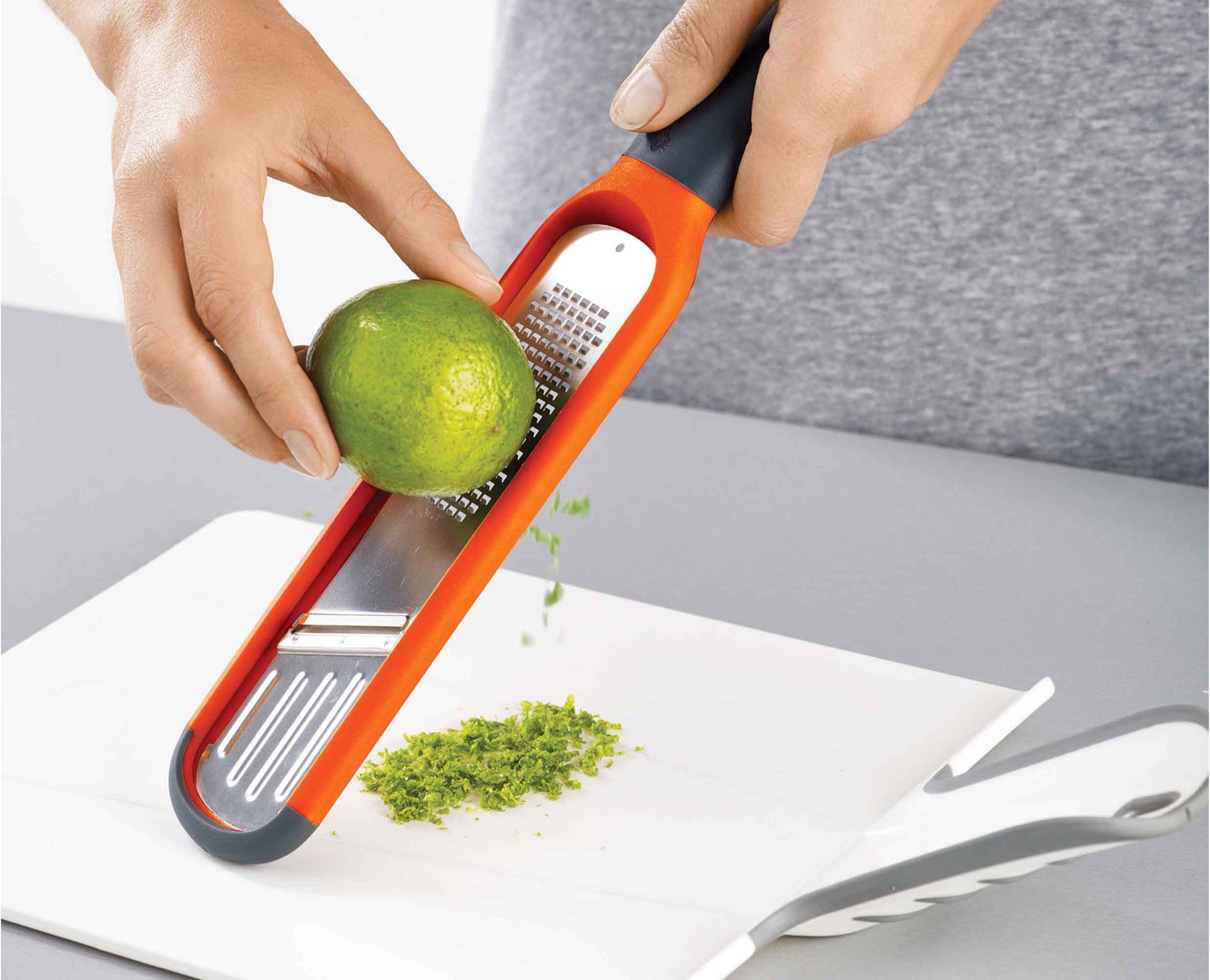 Handi-Grate™ 2-in-1 Mini Grater & Slicer | Joseph Joseph US
