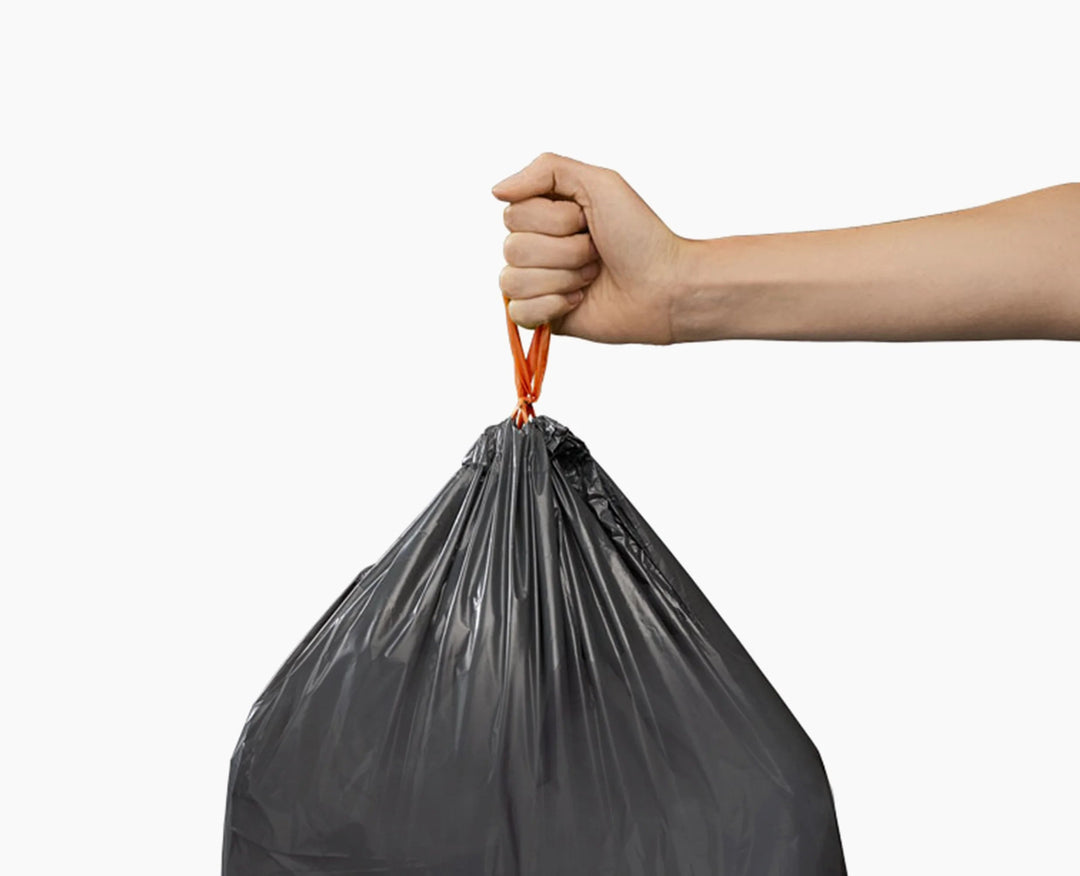 IW4 Extra Strong 20 Recycled Trash Bags - up to 90L | Joseph Joseph US