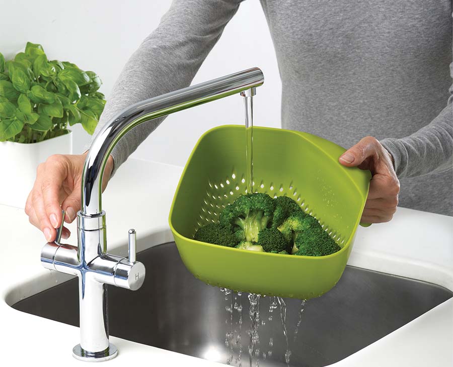 Square Colander - White | Joseph Joseph US