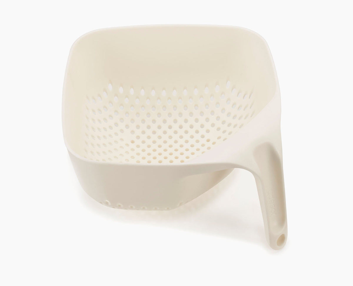 Square Colander - White | Joseph Joseph US