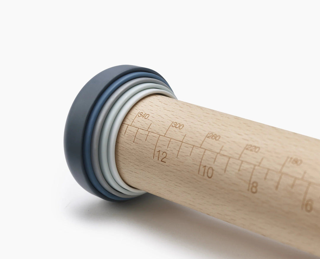 PrecisionPin™ Adjustable Rolling Pin - Blue | Joseph Joseph US